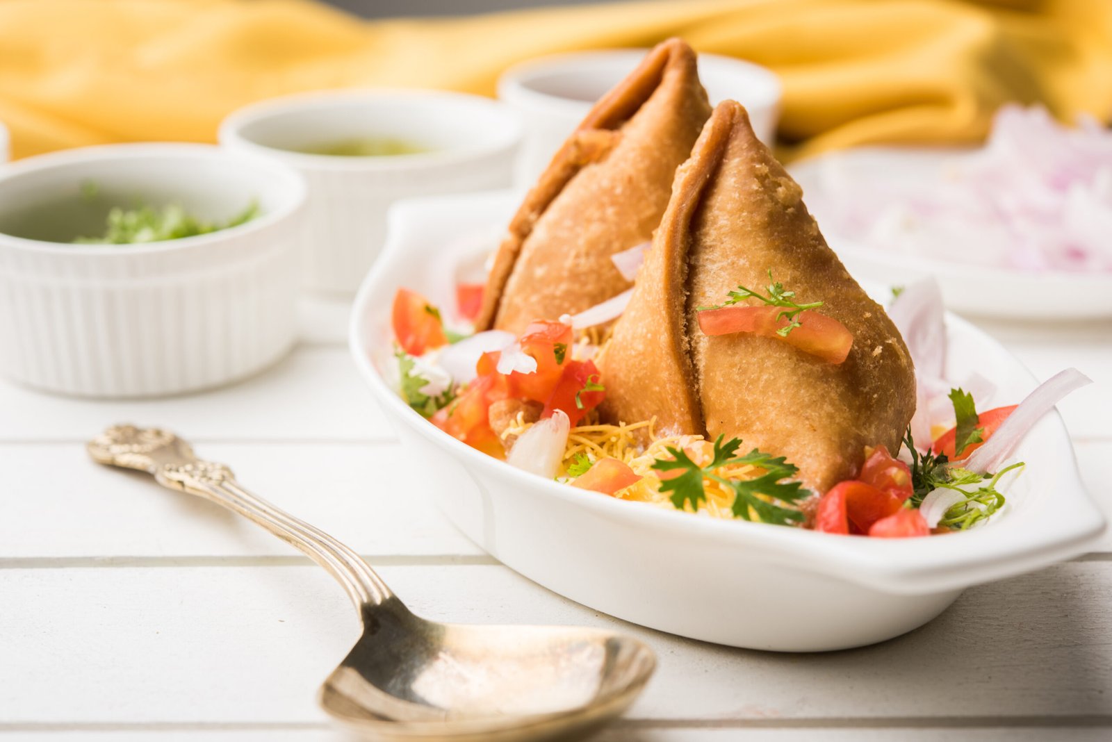 Large Samosa (2 Pieces) - Shaheen Tandoori Restaurant
